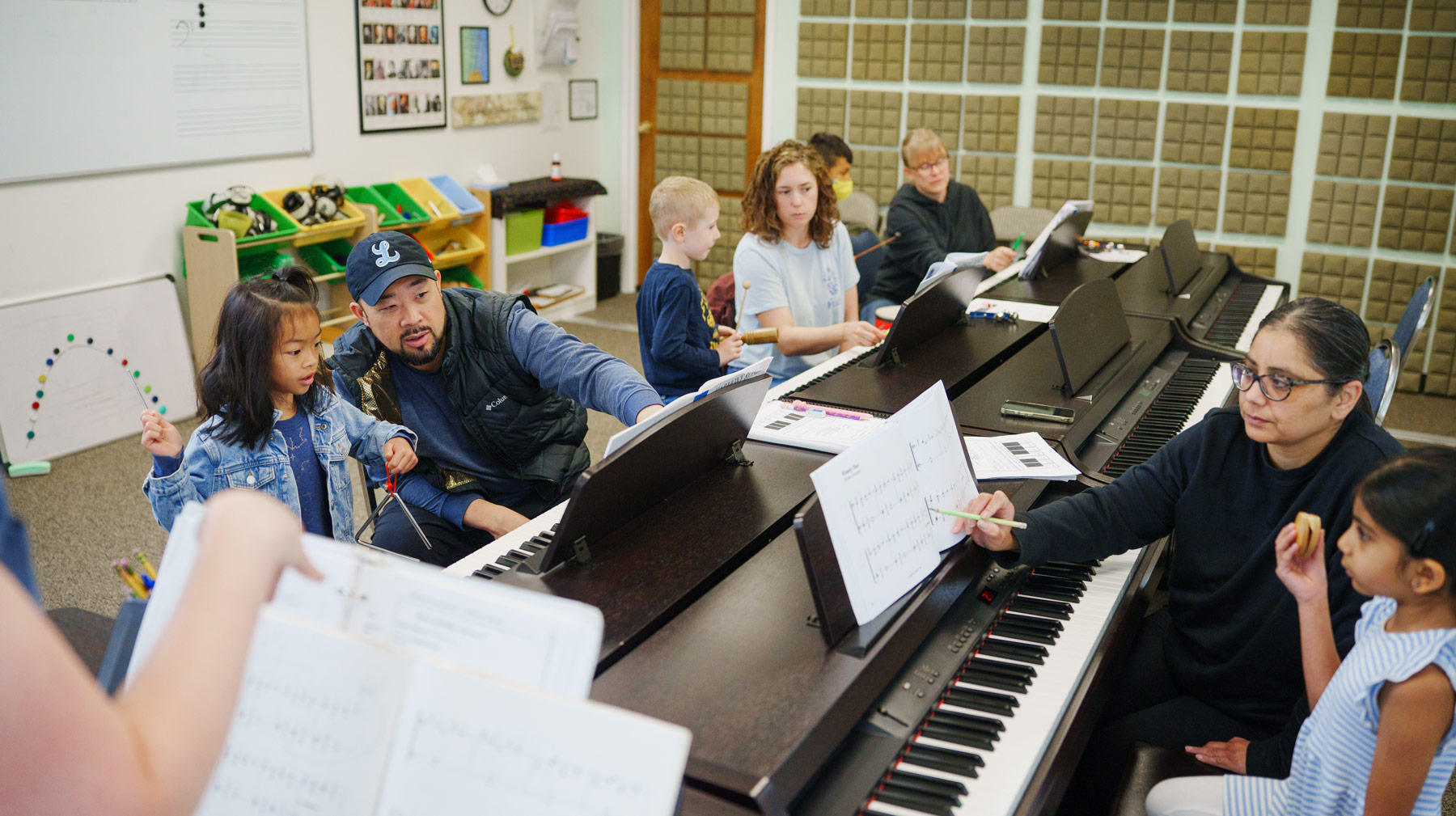 Music, Singing & Piano Lessons Near Me in Milwaukie | Harmony Road OR